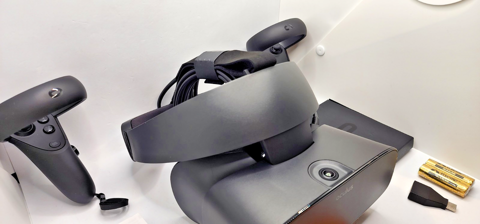 NEW Oculus Rift S PC Powered VR Gaming Headset Controllers FULL KIT ...