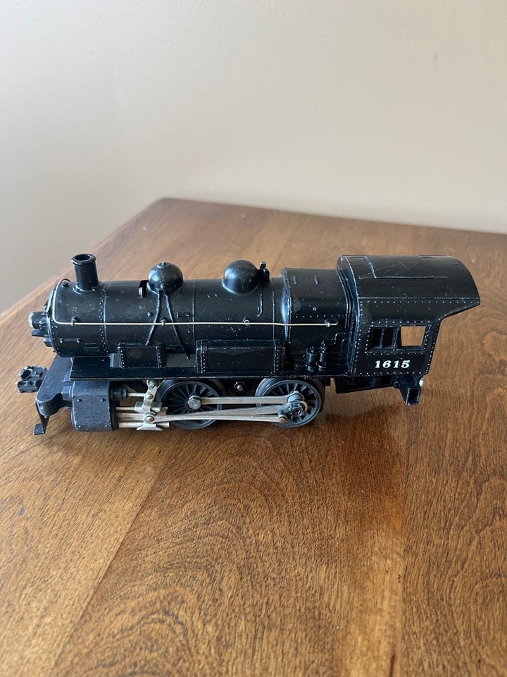 LIONEL POSTWAR 1615 LOCOMOTIVE SWITCHER 0-4-0 AND SLOPE BACK TENDER ...
