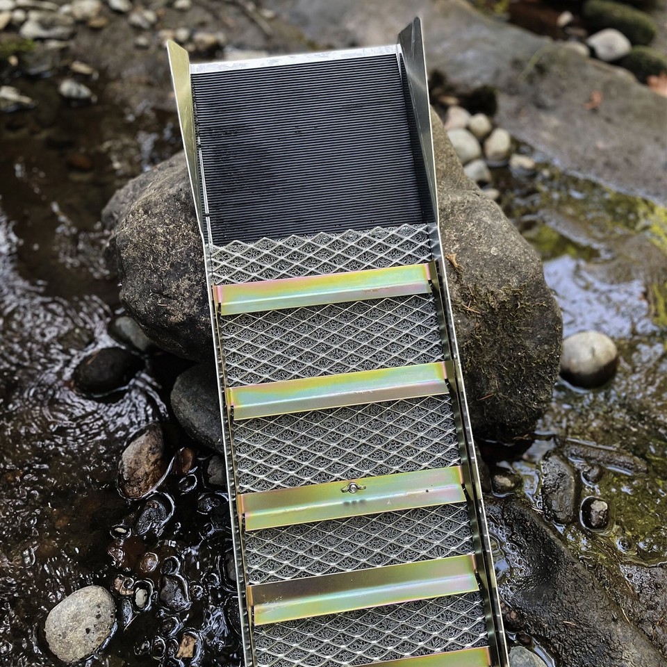 ASR Outdoor 27" Compact Aluminum Sluice Box with Flared Mouth Gold ...