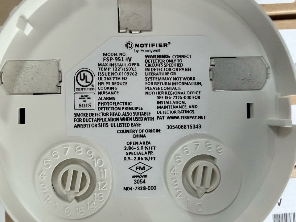 NOTIFIER FSP-951-IV SMOKE DETECTOR FSP 951 IV SAME DAY SHIPPING | eBay