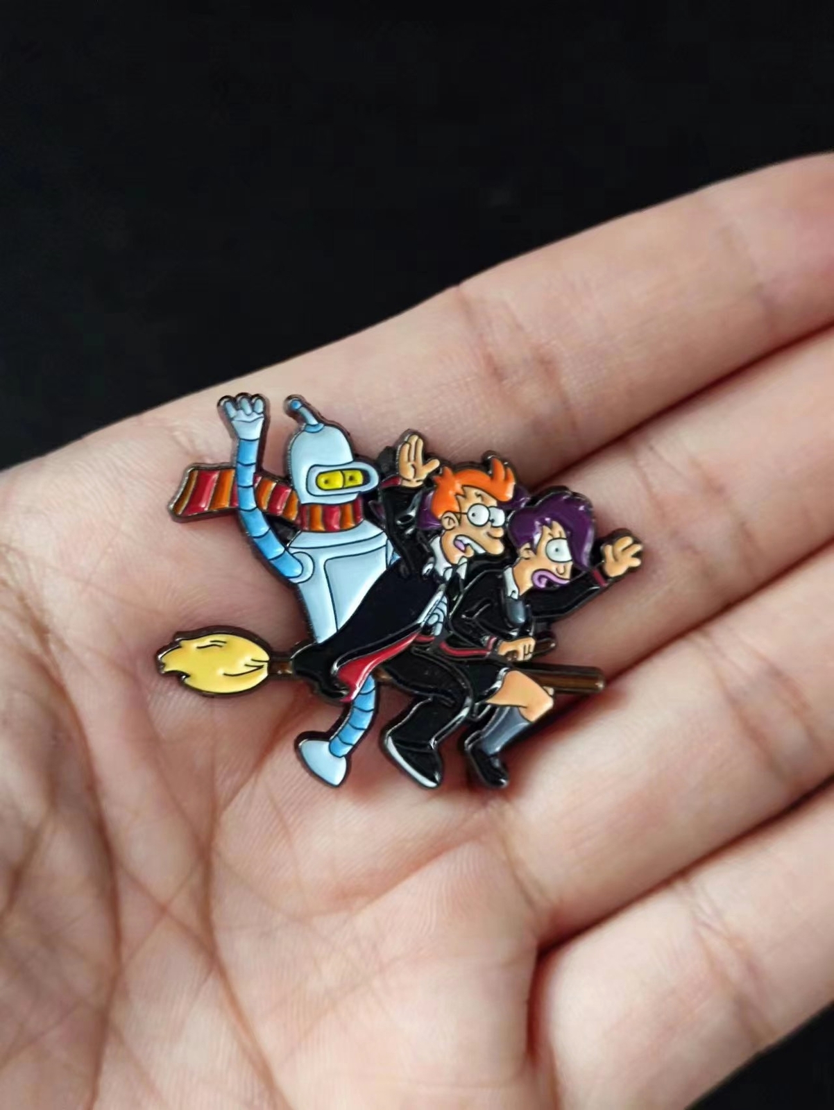 FUTURAMA Leela/ Philip J Fry/ Bender Lapel Hat Pin Metal Badge Cartoon ...