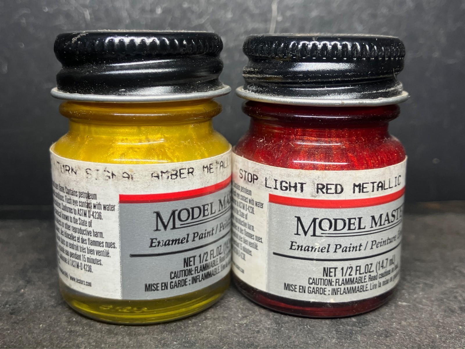 Model Master Turn Signal Amber & Stoplight Red Metallic 2724 Enamel ...