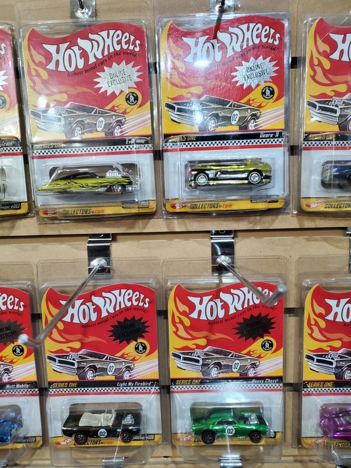 Hot Wheels Red Line Club 2002 Series 1 27 Car Set RLC Camaro White Bus ...