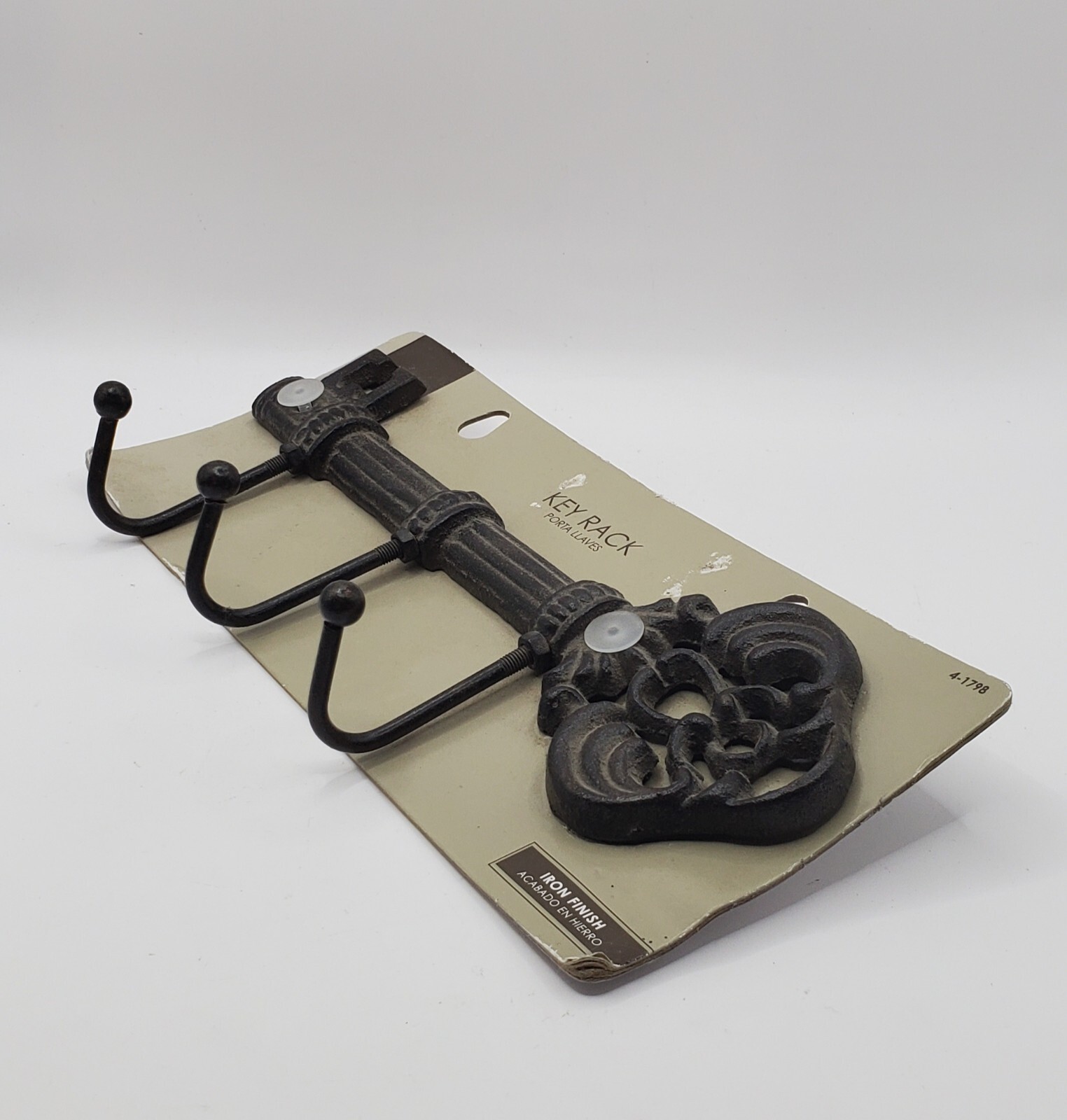 Vintage Style 2015 Cast Iron Skeleton Key 3 Hook Wall Mount Key Holder ...