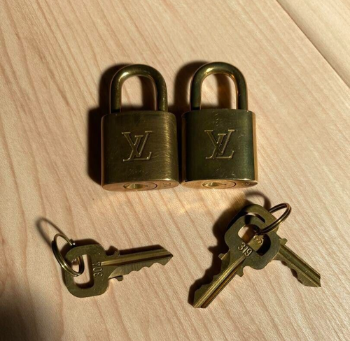 Louis Vuitton Padlock Keys 2Set Brass Gold Accessories cadena #304 #319 ...