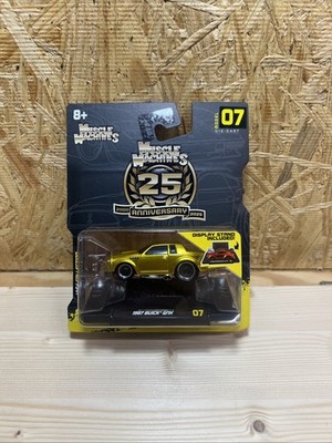 Muscle Machines 1987 Gold Buick GNX #07 25 Anniversary 1:64 Collection ...