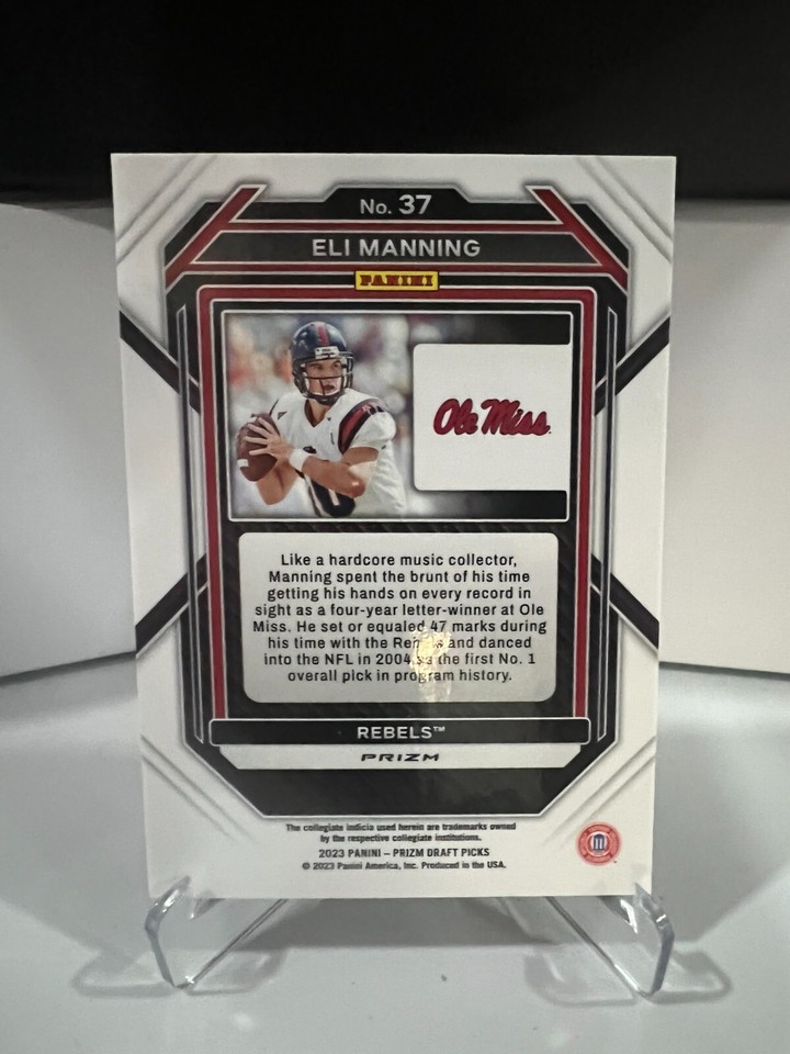 2023 Prizm Draft Picks Football Eli Manning Red Cracked Ice #37 Ole ...