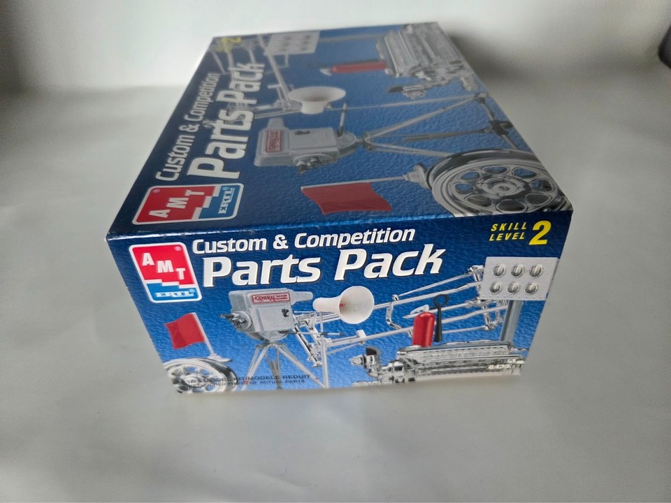 AMT Ertl Custom & Competition Parts Pack 1/25 Model Kit Skill Level 2 ...