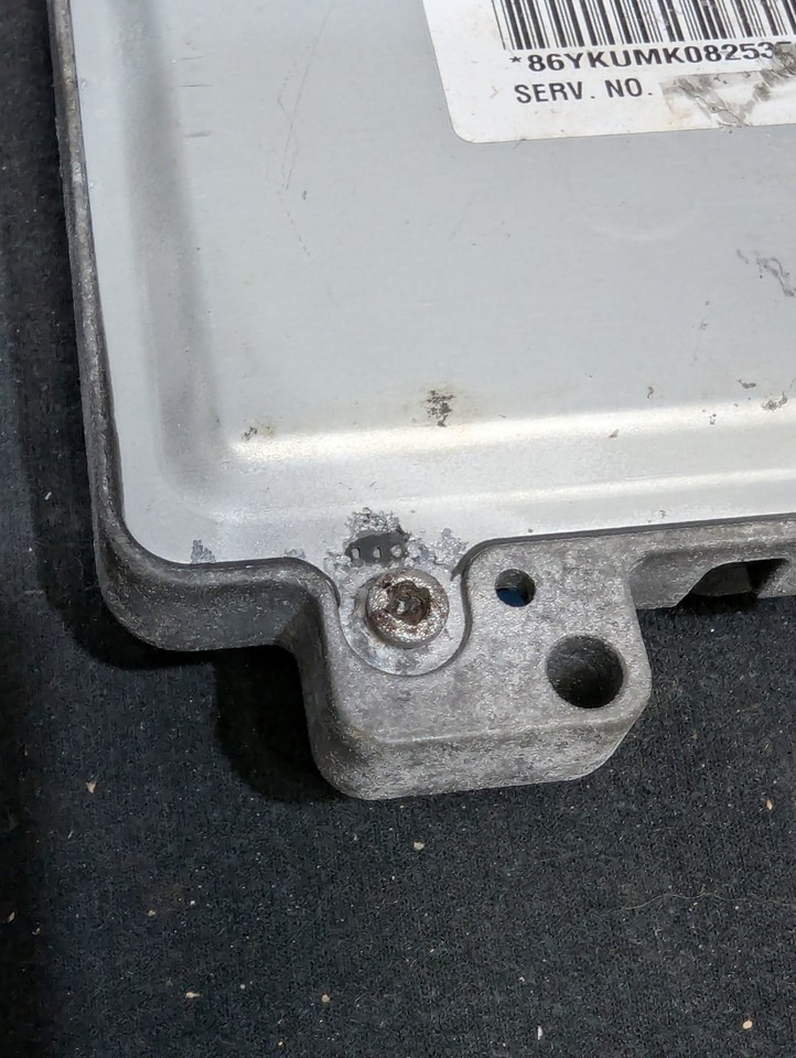 19210071 12597191 05 Corvette GTO LS2 E40 ECM Damaged Take Out 12597883 ...