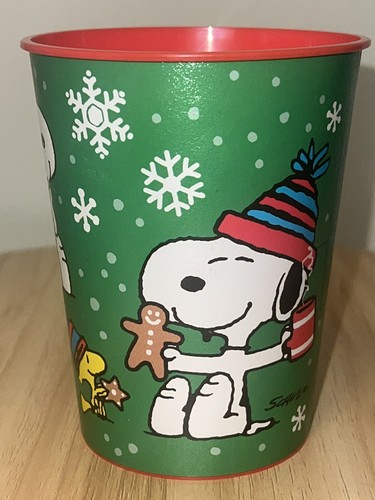 Peanuts Christmas Charlie Brown Snoopy Woodstock Snow Plastic Cup ...