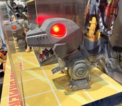 Authentic Grimlock Popcorn Bucket Light Up Action Figure Universal ...
