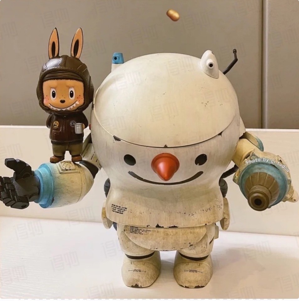 RARE! Authentic Kow Yokoyama LABUBU "SNOWMAN" Fighting Machine with ...