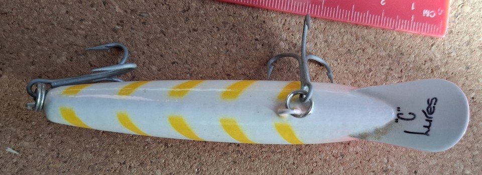 Vintage C Lures Cooktown Tiger Lure 10.5cm red/white | eBay Australia