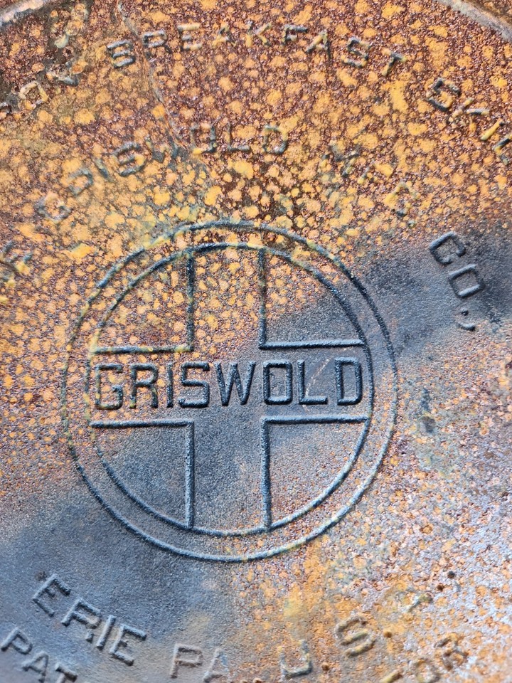 Two(2) Griswold Cast Iron Breakfast Skillets 665 and 665b Block Logo ...