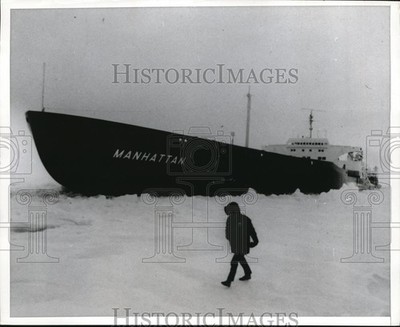 1969 Press Photo The giant oil tanker, SS Manhattan | eBay