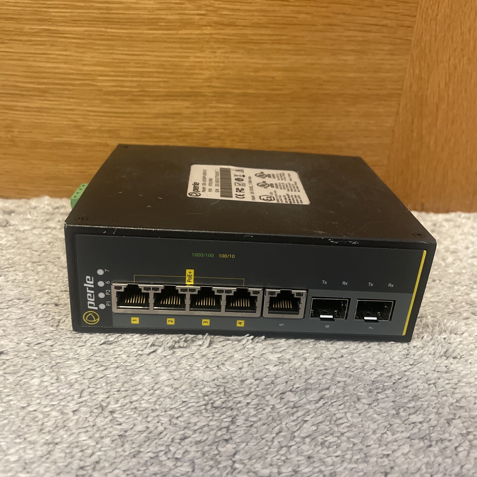 Perle IDS-105GPP-DSFP-XT Industrial Gigabit PoE Ethernet Switch | eBay UK