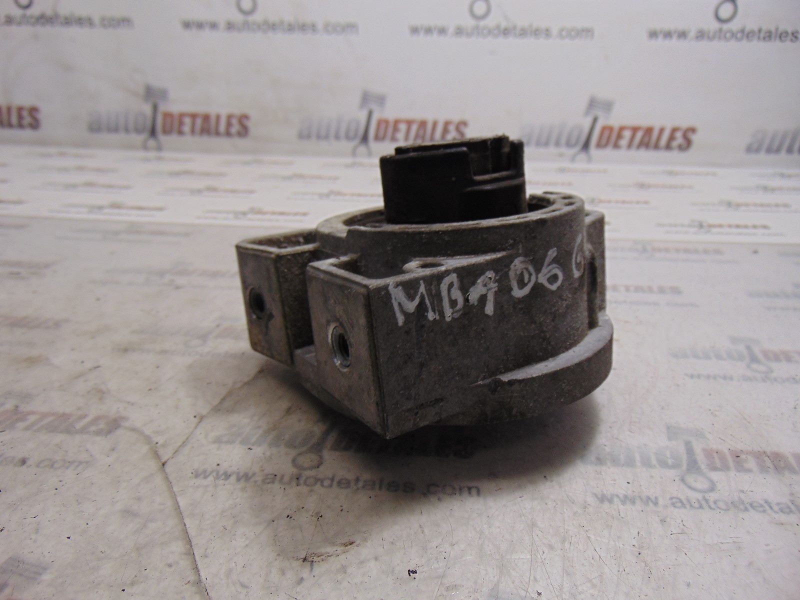MERCEDES A-CLASS W169 ENGINE MOUNT A1692400918 Used 2006 | eBay