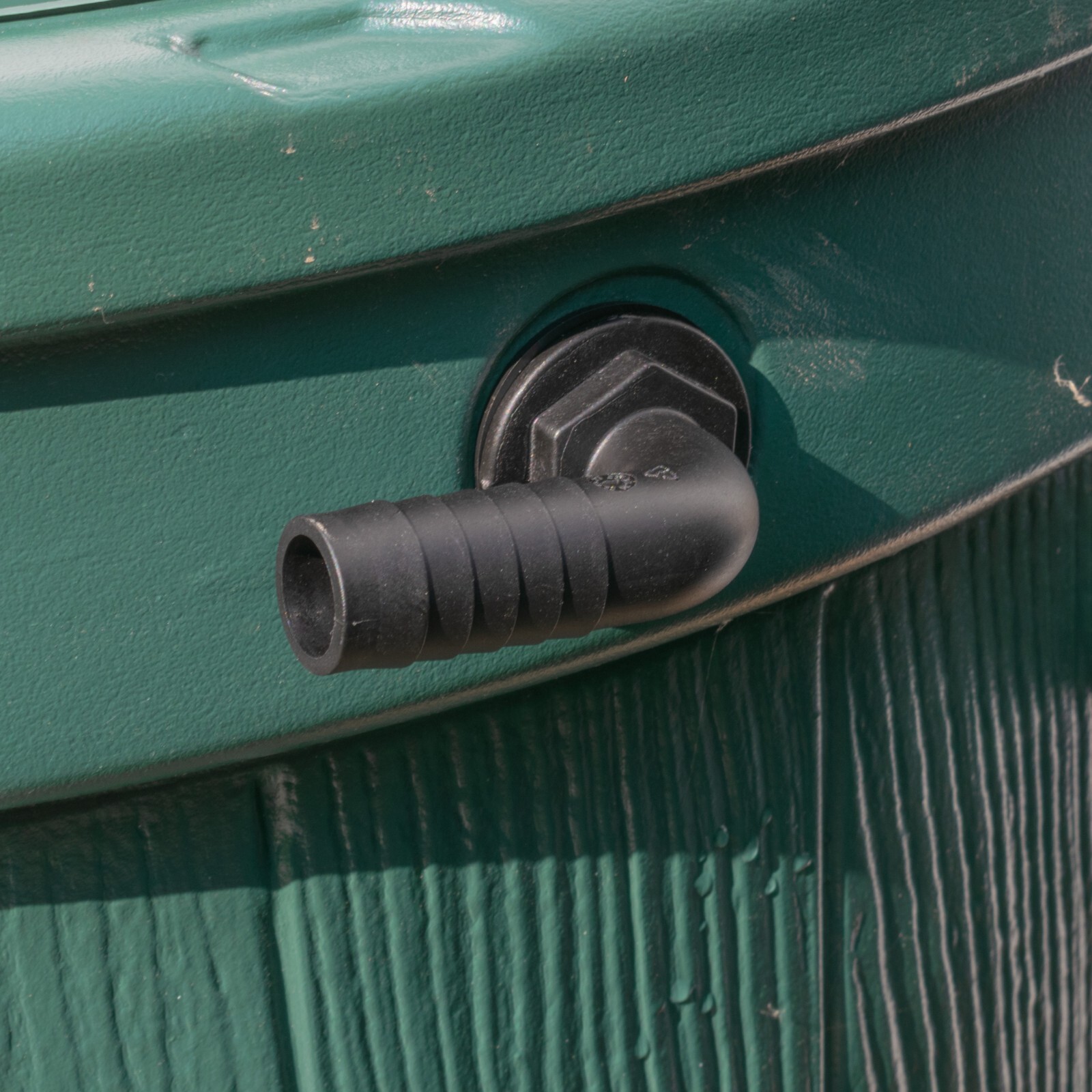 Water butt/rain barrel/water storage tank overflow elbow with nut ...