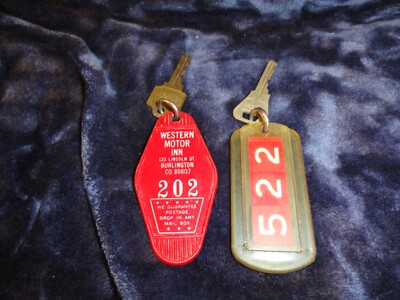 2 Vintage Motel Hotel Room Keys Fobs Western Motor Inn Co. Glenwood Hot ...