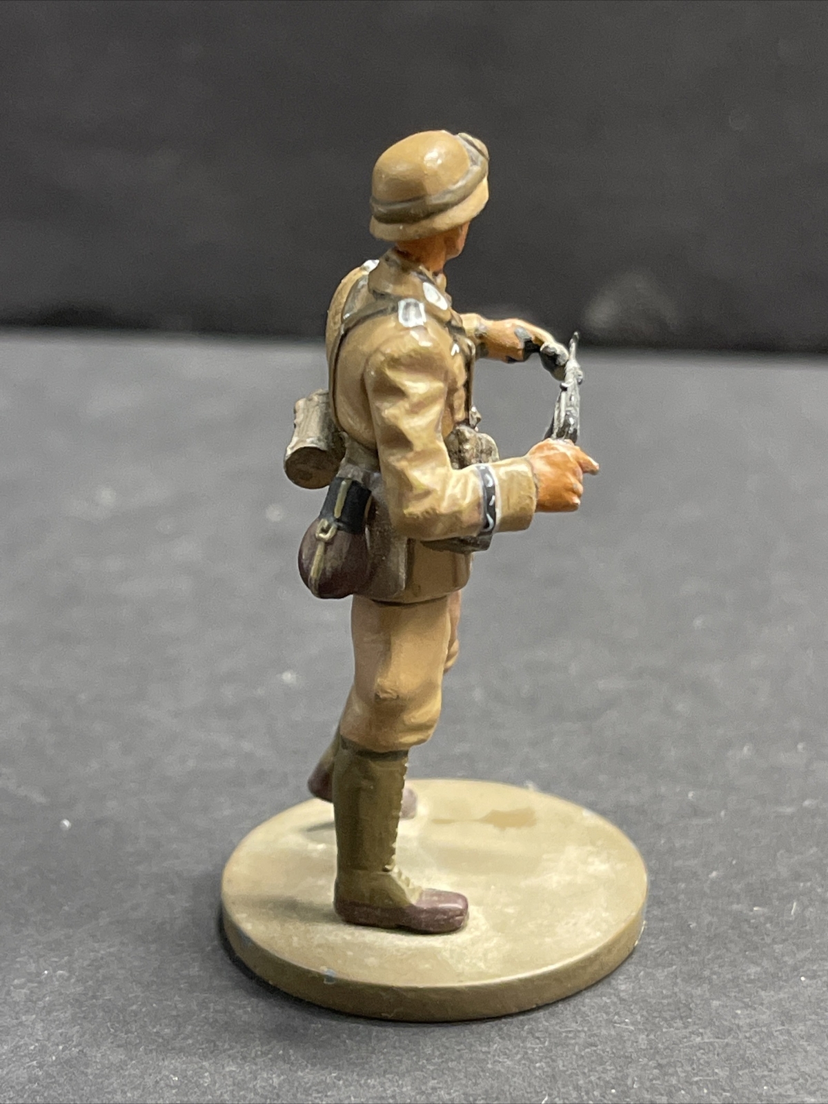 Oryon Toy Soldier Figurine German Soldier Holding Machine Gun | eBay