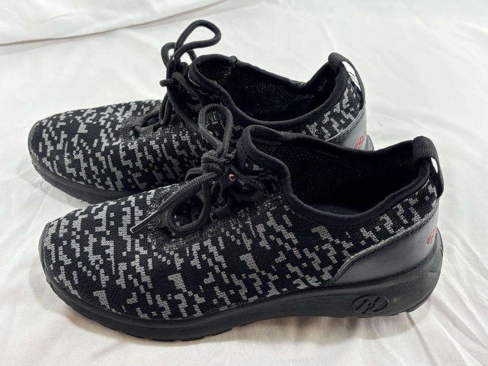 Heelys Wheeled Skate Shoes Gray & Black Pixilated W/ Wheels Kids Youth ...