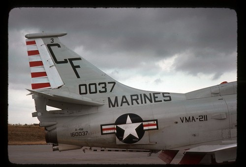 Orig 35mm Kodachrome Aircraft Slide A-4M Skyhawk Buno 160037 VMA-211 5 ...