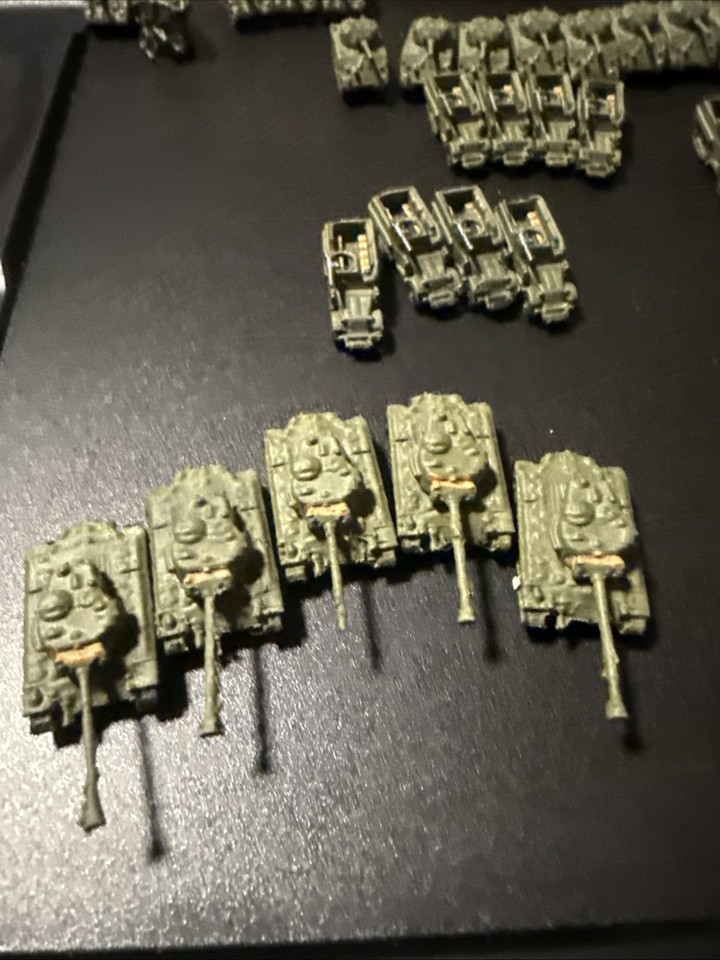 Huge Lot Of 1/300 Scale Tanks World War Ii American Middle And Late War ...
