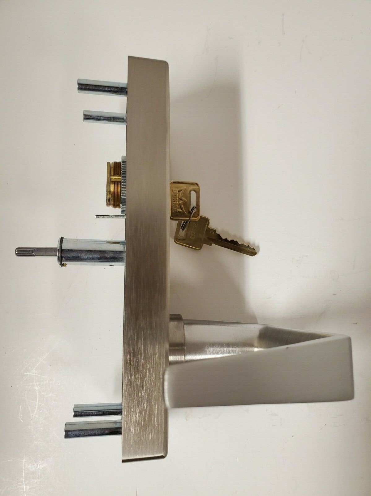 NEW Dorma 9000 Trim YR08 w/CYL 626 Exit Device Trim, Wide Stile ...