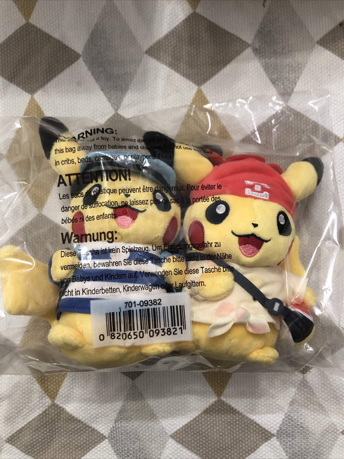 Alola Regio Pokemon Center Limited 25th Anniversary Alola Pikachu Plush ...