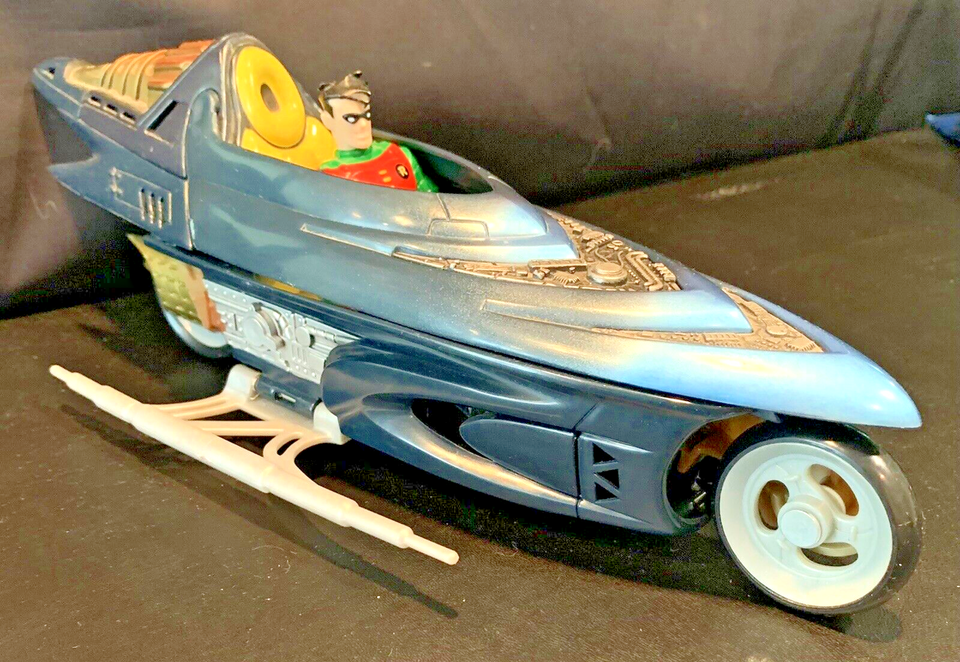 Mattel DC Batman 2-in-1 Batmobile & Robin Motorcycle w/ Bonus Action ...