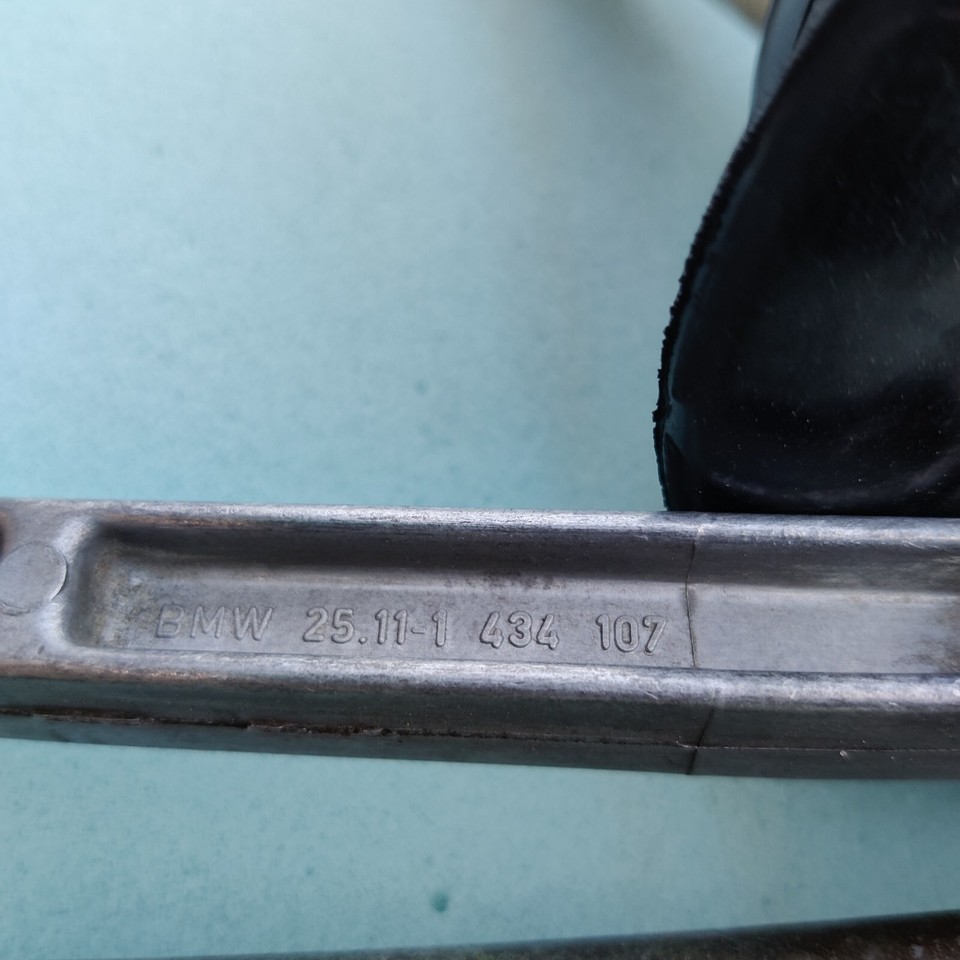 BMW E46 316 318 SHIFTER ARM LINKAGE MANUAL Transmission Shifter Arm ...