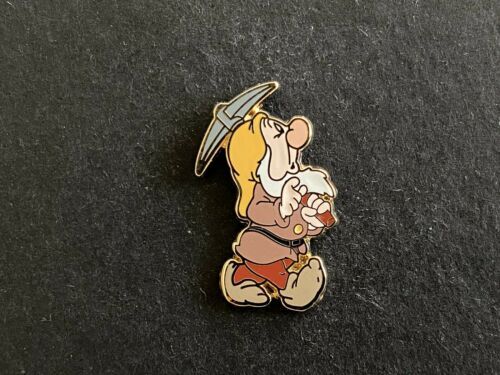 Disney Sneezy Pin #73420 with Pick | eBay