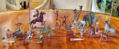 20 Circus Figures Hand Painted Clown Acrobat Miniature Lead Figure ...