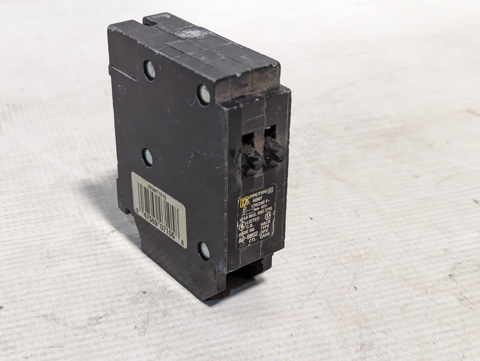 Square D HOMT 1515 circuit breaker, 15A, 120/240VAC, 1 pole, BROKEN ...