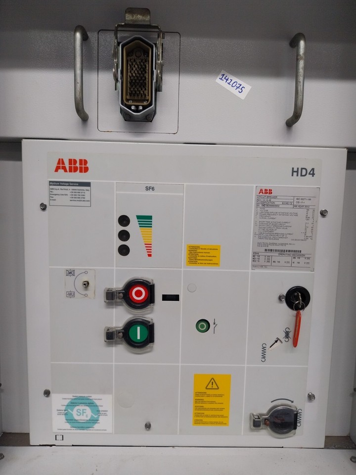 ABB HD4/ 12.12.32 MV Circuit Breaker Medium Voltage Gas Insulated SF6 ...