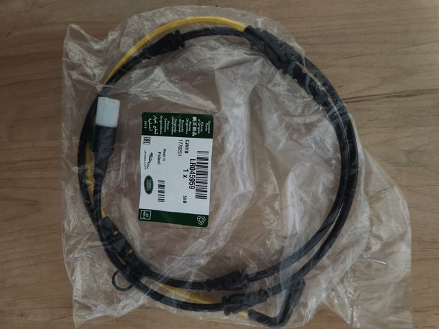 OEM Land Rover Discovery V L462 Front Brake Pad Wear Sensor LR045959 ...