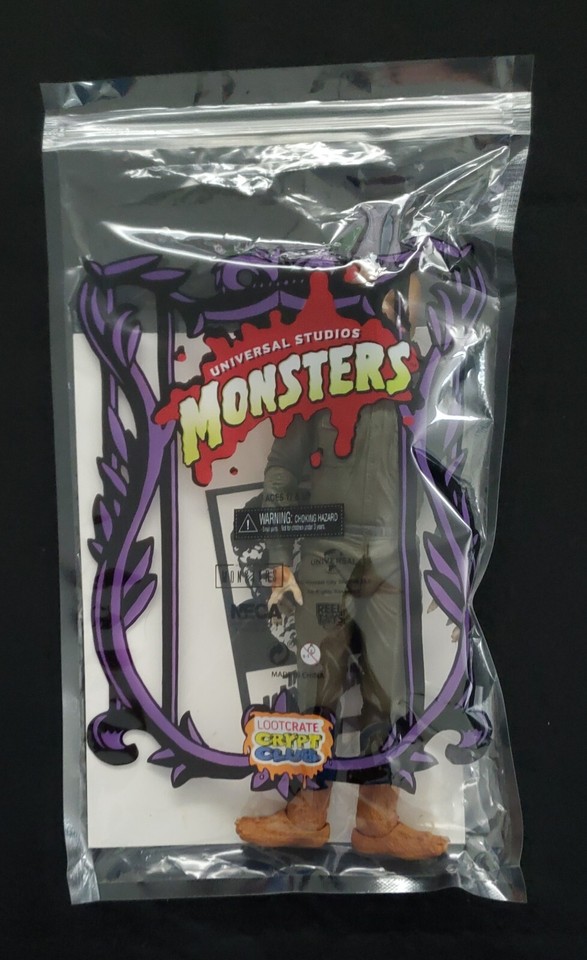 Loot Crate BK Crypt Club full set! Glow NECA figures Universal Monsters ...
