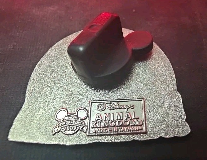 Disney 2003 Kilimanjaro Safaris Animal Kingdom Bucket Hat Pin#19375 | eBay