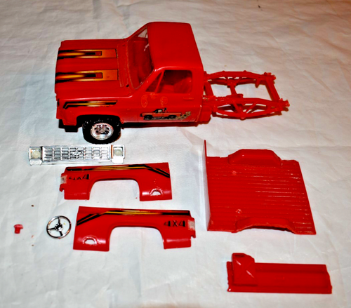Monogram Chevy 4X4 junkyard Pickup 1/24 | eBay