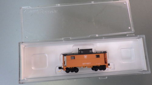 N-Scale Bowser USA N-5 Caboose Black Cupola PRR Pennsylvania Car #37120 ...