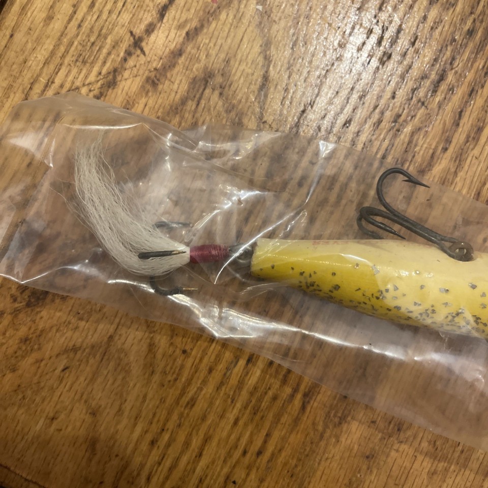 Goo Goo Eyes #40 1 3/4Oz Vtg L Cooper “Chunky Popper” Yellow Speck 4.75 ...