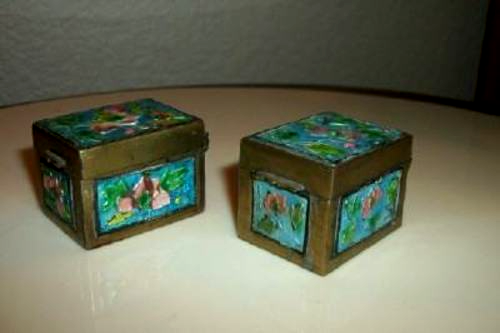 ANTIQUE CLOISONNE BRASS CHINESE STAMP BOX PAIR AQUA ENAMEL FLORALS 1900 ...