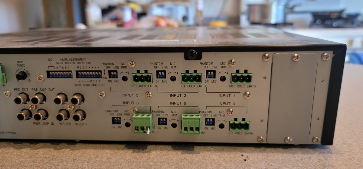 TOA A-712 9-Channel, 120 Watt Mixer Amplifier, 44% OFF