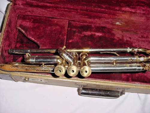 EARLY VINTAGE YORK TRUMPET HALLMARK LOW SERIAL GRAND RAPIDS MICH | eBay