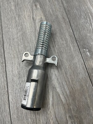 Phillips 15-730 7-Pin Electrical Plug with Spring Cable Guard, Zinc Die ...