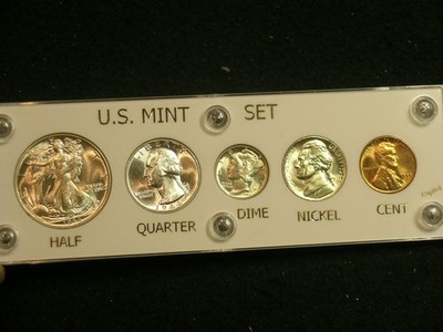 1944 Brilliant Uncirculated Coin Year Set - White Capital Holder Birth ...