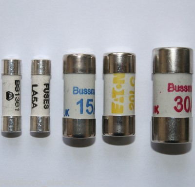 Fusebox Kit of 2x LA5 1x LC15A 1x LC20A 1x LD30A Fuses | eBay UK