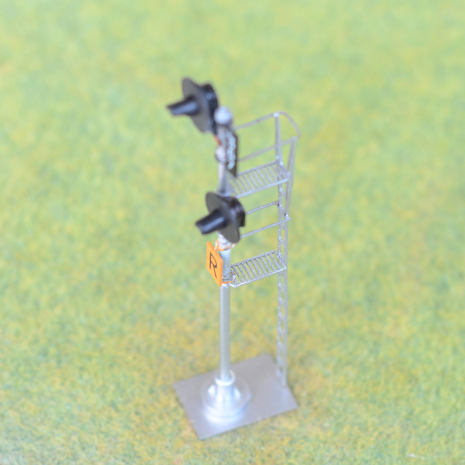 1 x HO scale model railroad 3-colors searchlight signal metal offset 2 ...