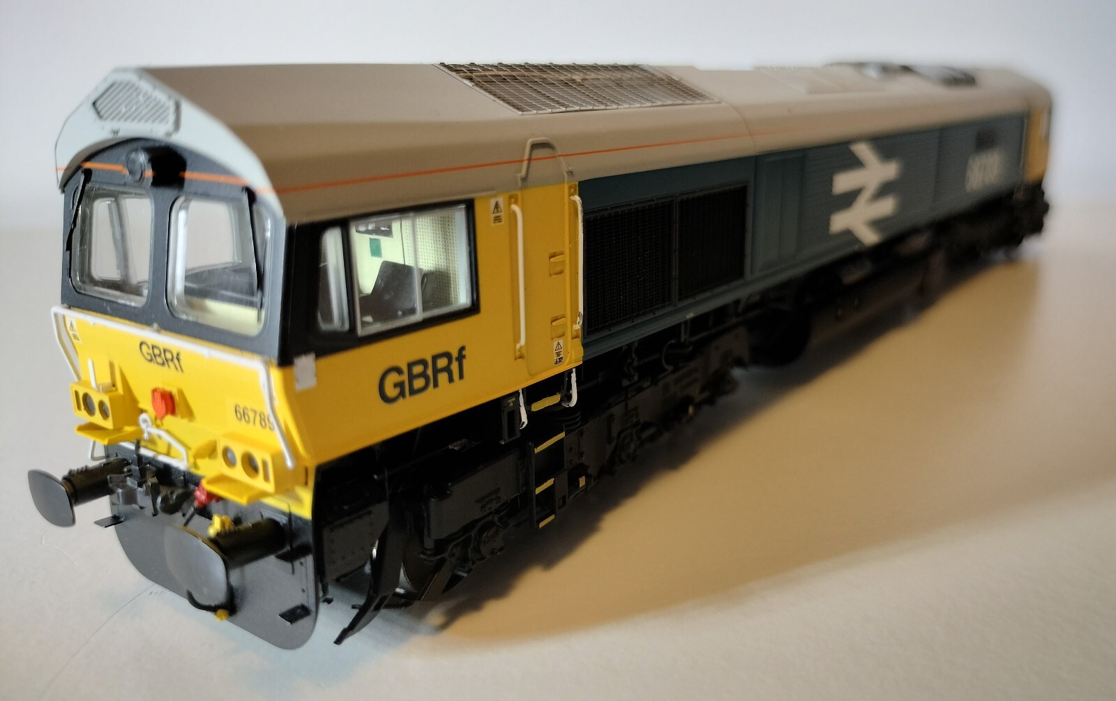 Hattons OO Gauge Class 66 -66789 GBRF British Rail Livery DCC and Boxed ...