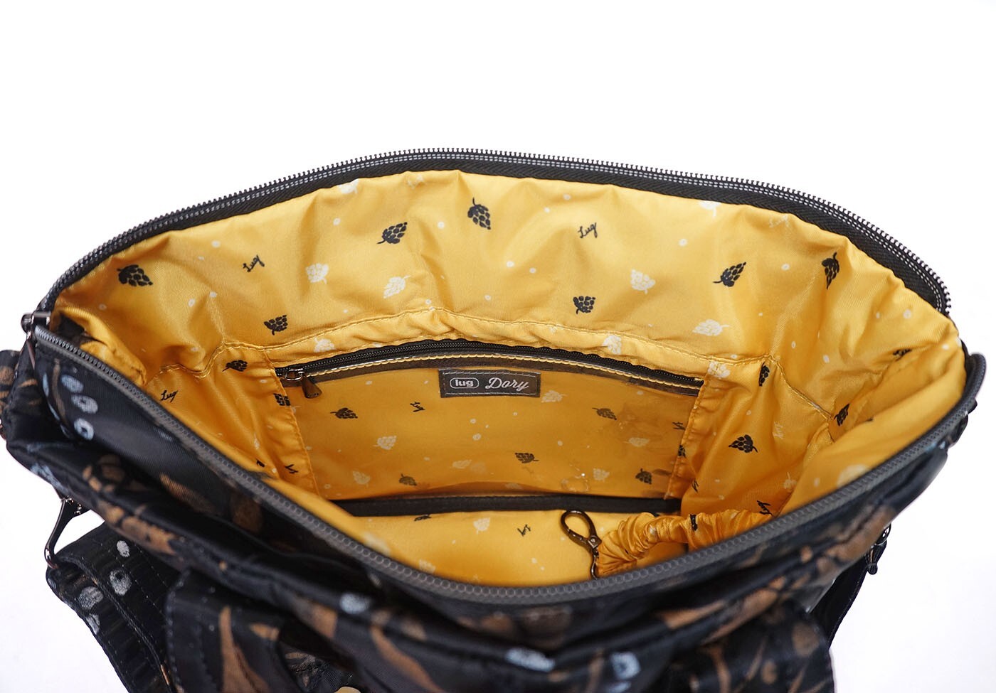 NWT ️ lug life Winter Holly Dory Medium Crossbody Tote Black MSRP $85 ...